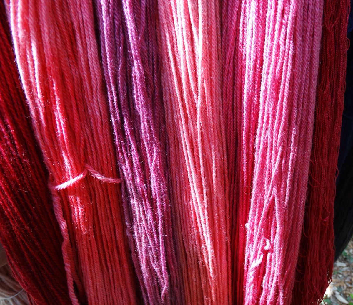 A Study in Scarlet – Sky Loom Weavers